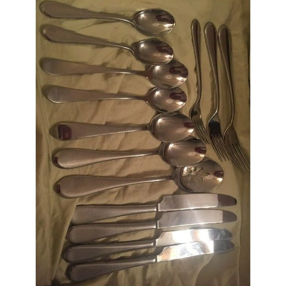 Oneida | Kitchen | Oneida Spoon Fork Knife Lot 81 Stainless 14 Pc ...